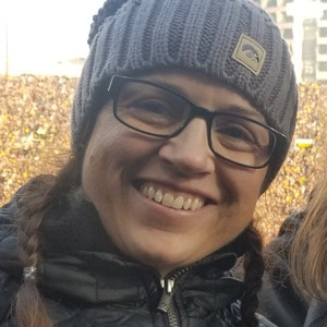 Bee Cross Stitch Chart PDF / Beehive Cross Stitch Pattern Summer ...