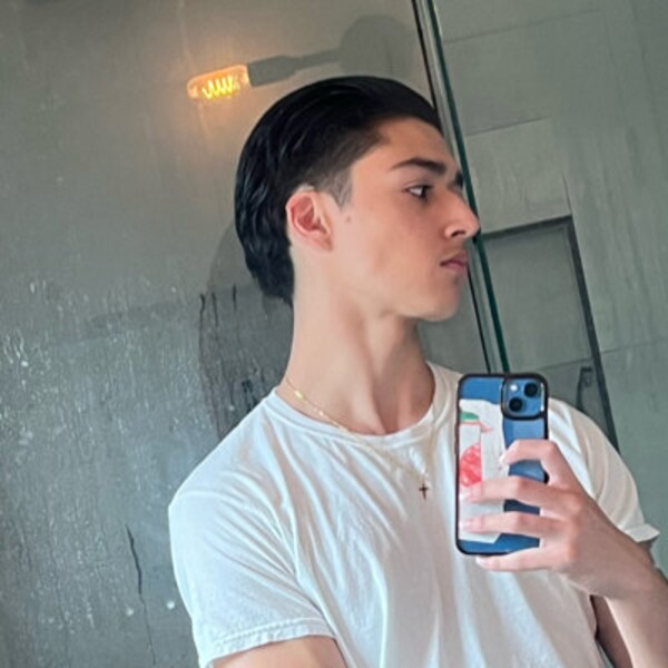 Jesus is King Retro Wavy Christian Hoodie Aesthetic Christian ...