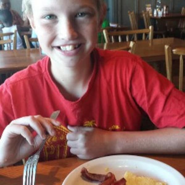 Xoxo Door Decal, Kiss and Hug House Door Greeting, Cute Goodbye Sticker ...