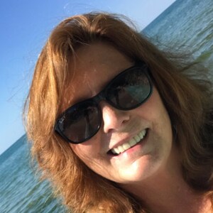 Queen Elizabeth II Coin, Cuban Link Chain Necklace British Heritage ...