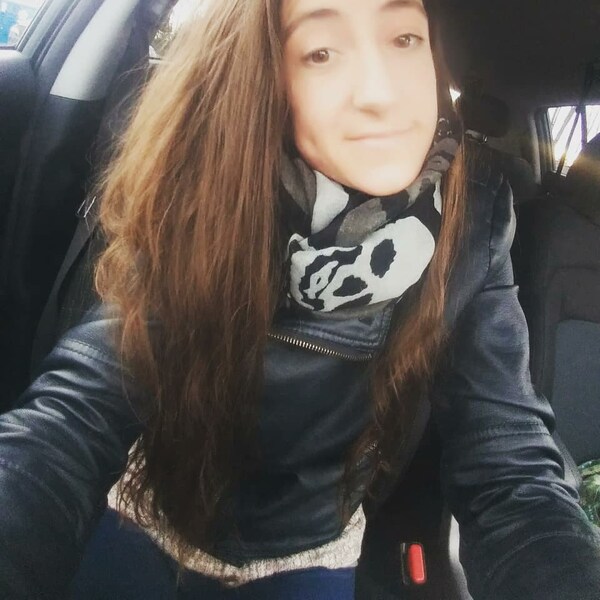 Wild Pears Font Handwritten Script Font, Logo Font, Farmhouse Font ...