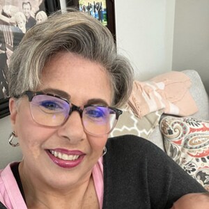 Walt Disney Sign / to All Who Come to This Happy Place Welcome ...