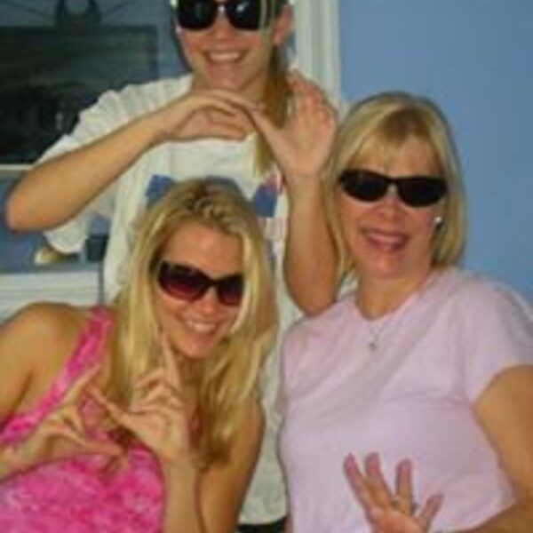 Macrame Rainbow, Wall Hanging, Nursery Decor, Customizable Colors ...