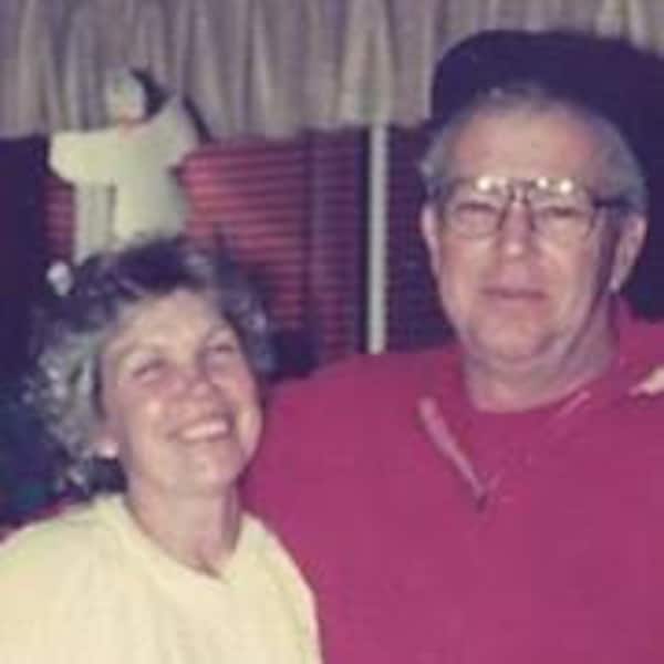 Sterling Silver Art Deco Garnet Glass Clover Leaf Flower Pendant ...