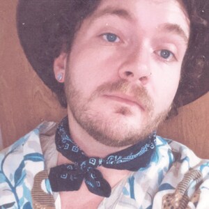 Set of 2 Halloween Skeleton Hands, Boney Hands, Scary Hands, Spooky ...