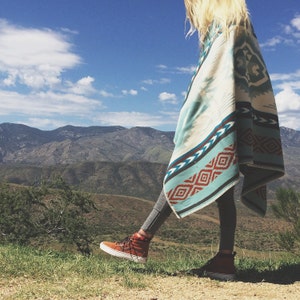 FROG PAW frog Foot YUROK Basket Weave Design Loomed Beaded Bracelet - Etsy