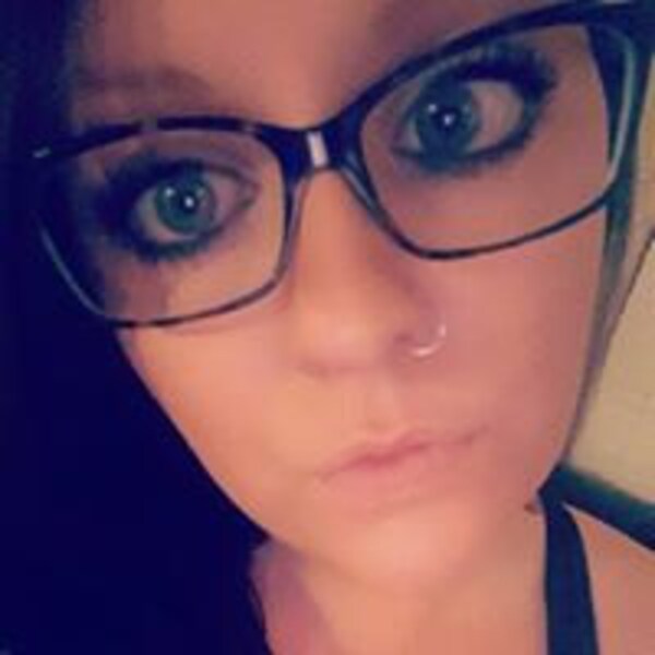 Wine & White Flower Petals, Wine Rose Petals, Burgundy Table Decor ...