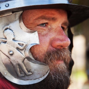 Murrey/wine Red Tudor Style Woollen 2/2 Twill Cloth Fabric Sold by the ...